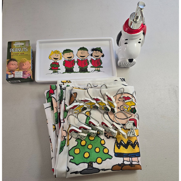 Peanuts | Bath | Peanuts Bathroom Set Charlie Brown The Gang Curtain ...